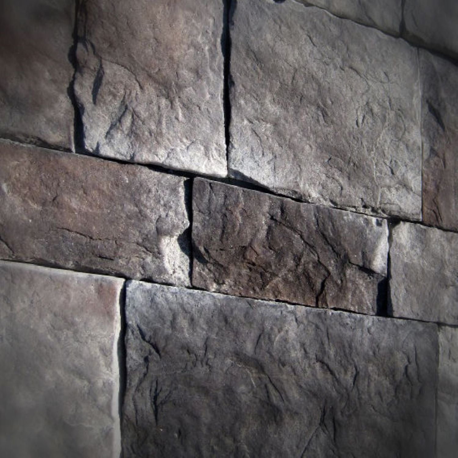 Black Bear Mountain Stone - Stone Veneer - Hackett Stone